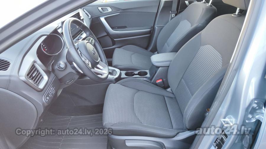 Pelēks Kia Ceed 2021 Tartu, ar dzinēja tilpumu 1.50 L un nobraukumu 35 tūkst. km par 15990 €, foto 9 vietnē AUTOMOTO.COM.LV