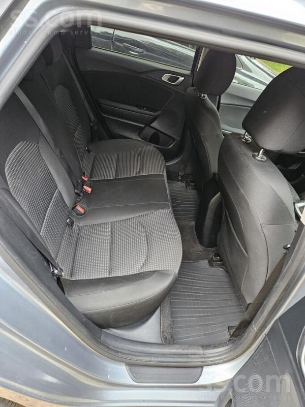 Pelēks Kia Ceed 2021 Rīga, ar dzinēja tilpumu 1.60 L un nobraukumu 63 tūkst. km par 14000 €, foto 7 vietnē AUTOMOTO.COM.LV