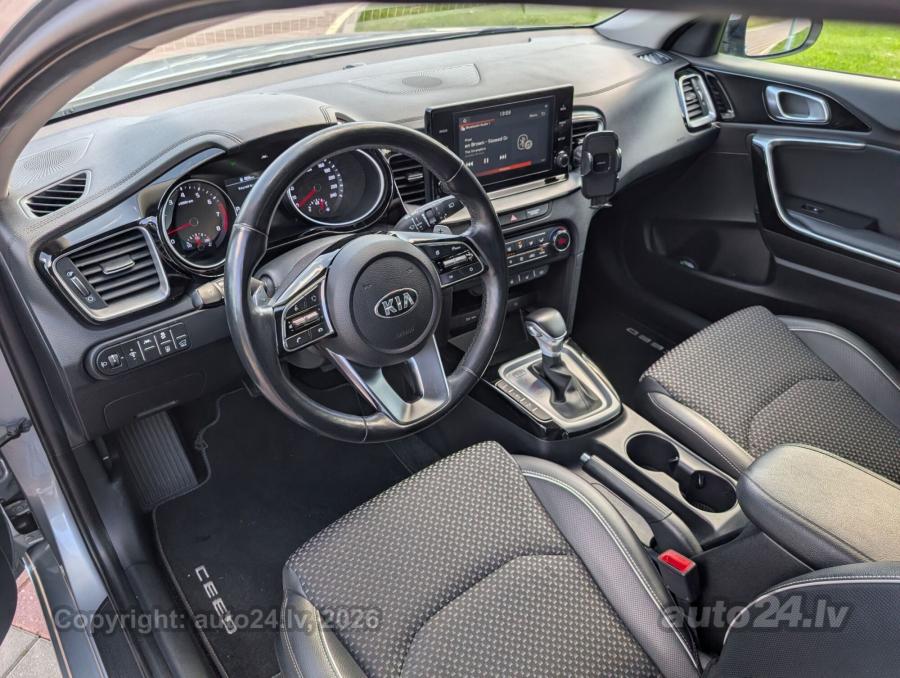 Pelēks Kia Ceed 2021 Tallina, ar dzinēja tilpumu 1.50 L un nobraukumu 56 tūkst. km par 16300 €, foto 10 vietnē AUTOMOTO.COM.LV