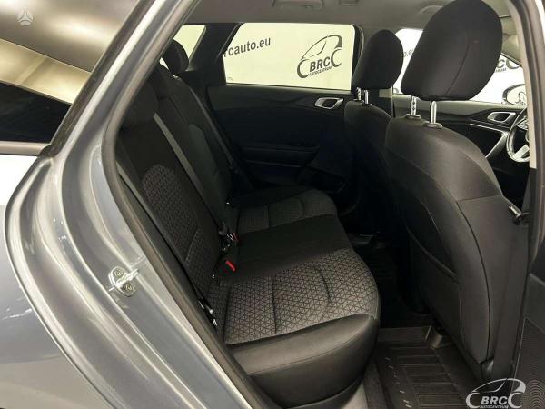 Pelēks Kia Ceed 2021 Viļņa, ar dzinēja tilpumu 1.48 L un nobraukumu 62 tūkst. km par 14500 €, foto 10 vietnē AUTOMOTO.COM.LV