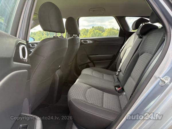 Pelēks Kia Ceed 2021 Tallina, ar dzinēja tilpumu 1.60 L un nobraukumu 142 tūkst. km par 12850 €, foto 9 vietnē AUTOMOTO.COM.LV