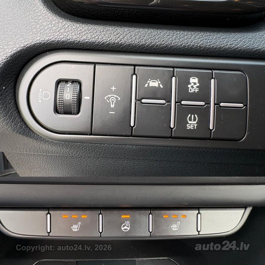Pelēks Kia Ceed 2021 Tallina, ar dzinēja tilpumu 1.60 L un nobraukumu 142 tūkst. km par 12850 €, foto 14 vietnē AUTOMOTO.COM.LV