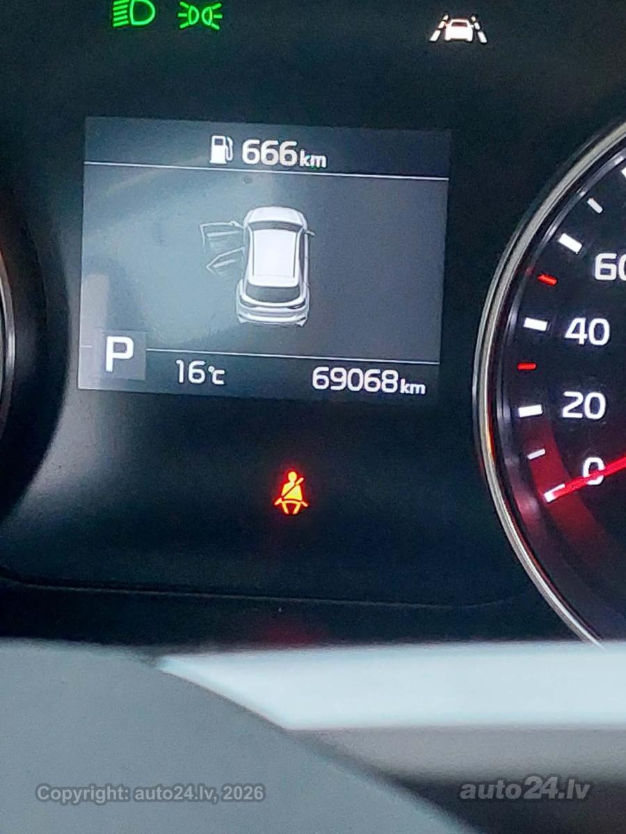 Grey Kia Ceed 2021 in Tallinn, with an engine capacity of 1.50 L and mileage of 69 thousand km for 16100 €, photo 3 on AUTOMOTO.COM.LV