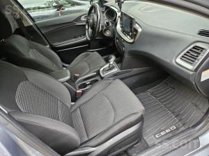 Grey Kia Ceed 2021 in Riga, with an engine capacity of 1.60 L and mileage of 63 thousand km for 12500 €, photo 12 on AUTOMOTO.COM.LV