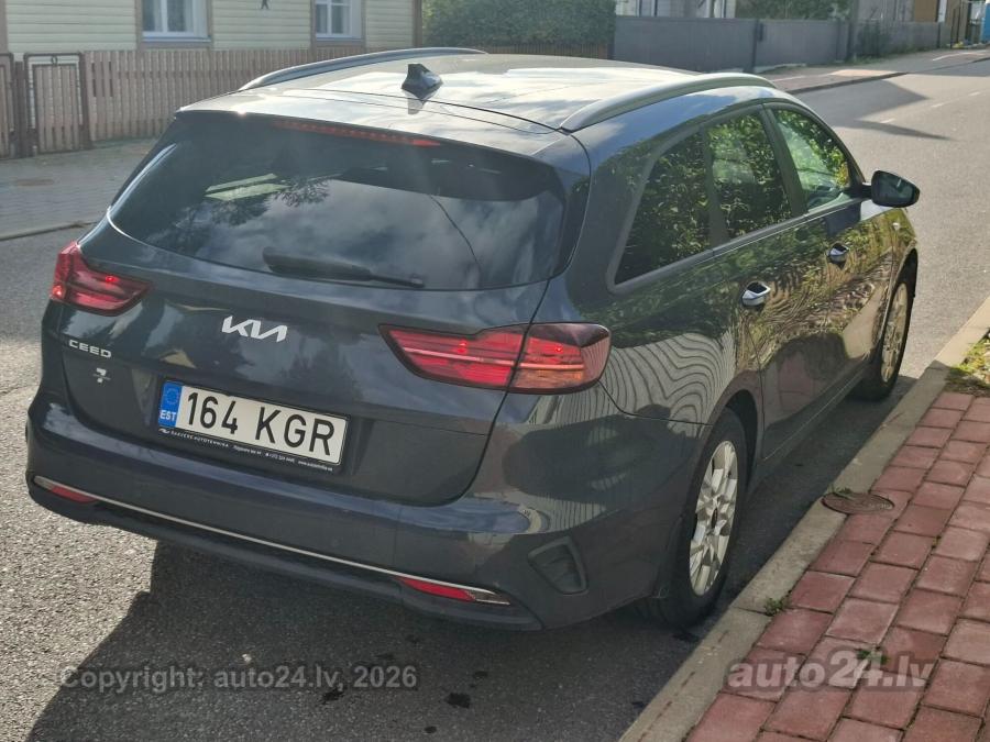 Grey Kia Ceed 2021 in Tallinn, with an engine capacity of 1.50 L and mileage of 59 thousand km for 11500 €, photo 4 on AUTOMOTO.COM.LV