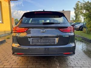 Grey Kia Ceed 2021 in Balvi, with an engine capacity of 1.60 L and mileage of 138 thousand km for 10900 €, photo 6 on AUTOMOTO.COM.LV