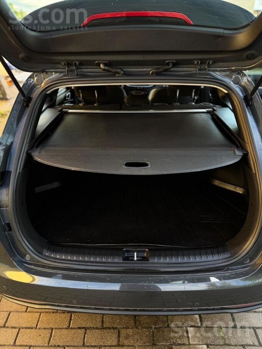 Grey Kia Ceed 2021 in Balvi, with an engine capacity of 1.60 L and mileage of 138 thousand km for 10900 €, photo 15 on AUTOMOTO.COM.LV