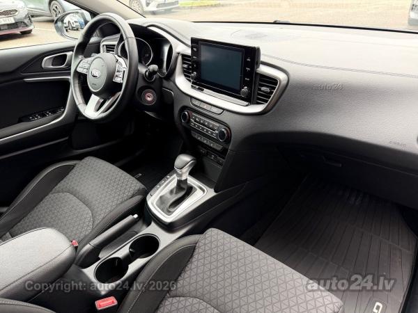 Pelēks Kia Ceed 2021 Tallina, ar dzinēja tilpumu 1.50 L un nobraukumu 119 tūkst. km par 12900 €, foto 5 vietnē AUTOMOTO.COM.LV