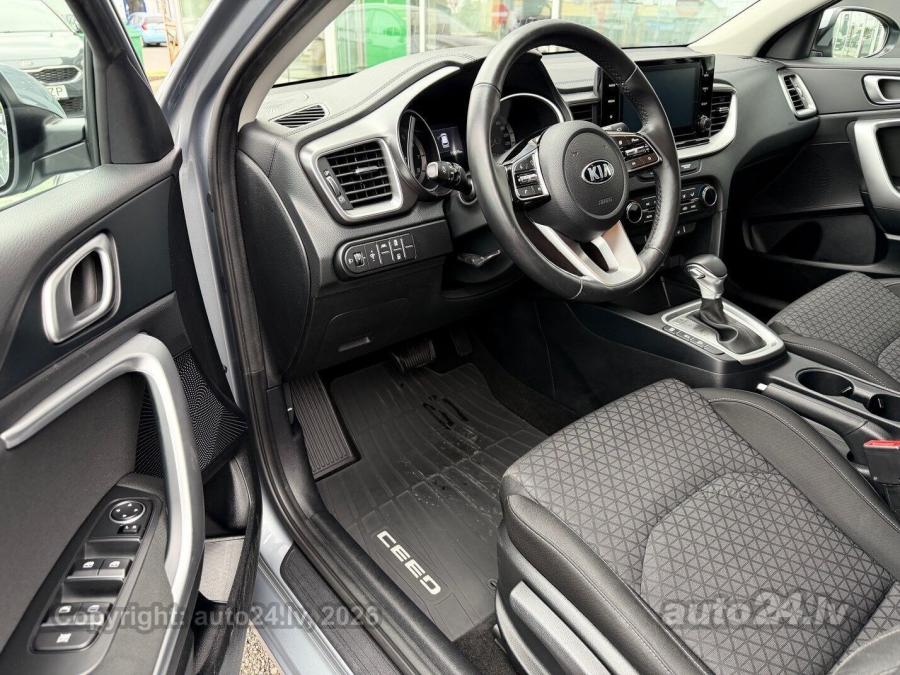 Grey Kia Ceed 2021 in Tallinn, with an engine capacity of 1.50 L and mileage of 119 thousand km for 12900 €, photo 8 on AUTOMOTO.COM.LV