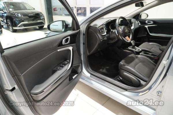 Grey Kia Ceed 2022 in Tallinn, with an engine capacity of 1.50 L and mileage of 66 thousand km for 16500 €, photo 11 on AUTOMOTO.COM.LV