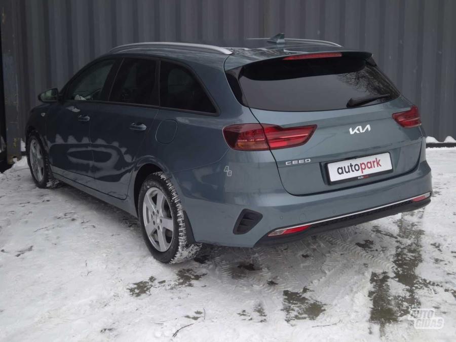 Pelēks Kia Ceed 2022 Viļņa, ar dzinēja tilpumu 1.50 L un nobraukumu 26 tūkst. km par 14900 €, foto 4 vietnē AUTOMOTO.COM.LV