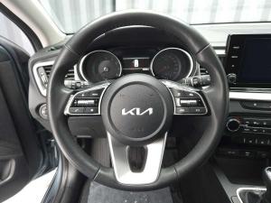 Grey Kia Ceed 2022 in Vilnius, with an engine capacity of 1.48 L and mileage of 26 thousand km for 14900 €, photo 10 on AUTOMOTO.COM.LV