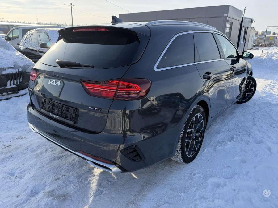 Grey Kia Ceed 2022 in Vilnius, with an engine capacity of 1.00 L and mileage of 181 thousand km for 12000 €, photo 11 on AUTOMOTO.COM.LV