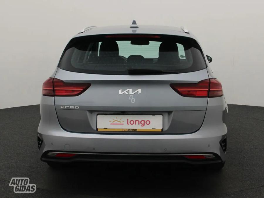 Grey Kia Ceed 2022 in Vilnius, with an engine capacity of 1.50 L and mileage of 218 thousand km for 10999 €, photo 6 on AUTOMOTO.COM.LV