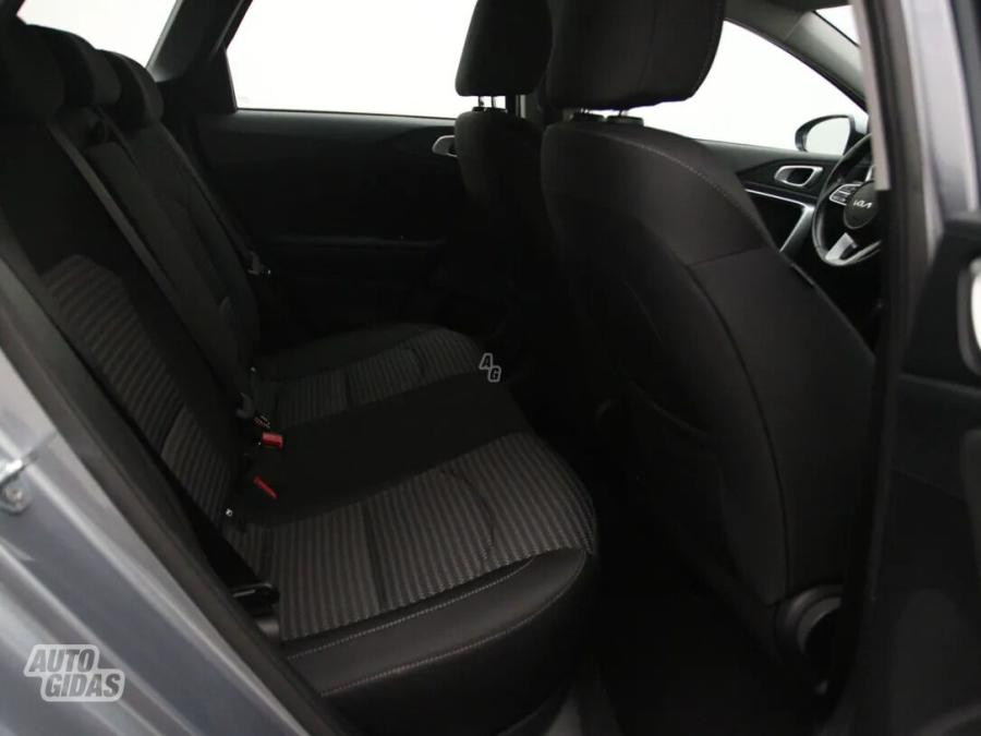 Grey Kia Ceed 2022 in Vilnius, with an engine capacity of 1.50 L and mileage of 218 thousand km for 10999 €, photo 16 on AUTOMOTO.COM.LV