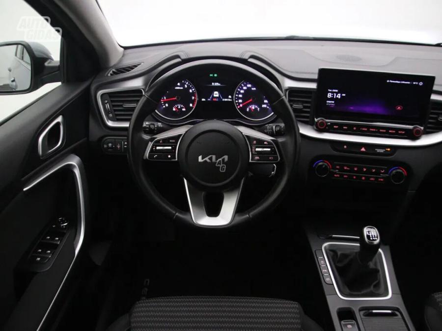 Grey Kia Ceed 2022 in Vilnius, with an engine capacity of 1.50 L and mileage of 218 thousand km for 10999 €, photo 18 on AUTOMOTO.COM.LV