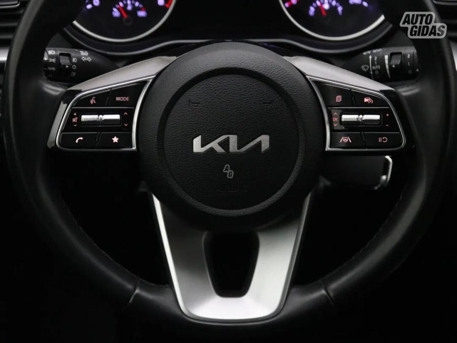 Grey Kia Ceed 2022 in Vilnius, with an engine capacity of 1.50 L and mileage of 218 thousand km for 10999 €, photo 19 on AUTOMOTO.COM.LV