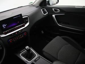 Grey Kia Ceed 2022 in Vilnius, with an engine capacity of 1.50 L and mileage of 218 thousand km for 10999 €, photo 22 on AUTOMOTO.COM.LV