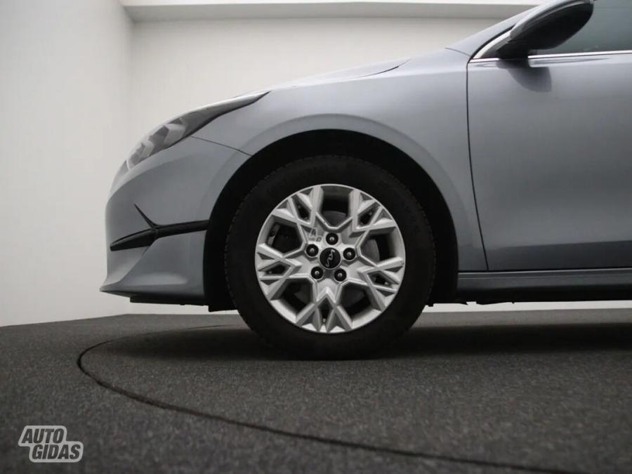 Grey Kia Ceed 2022 in Vilnius, with an engine capacity of 1.50 L and mileage of 218 thousand km for 10999 €, photo 29 on AUTOMOTO.COM.LV