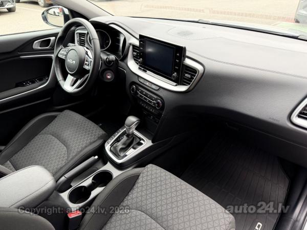 Pelēks Kia Ceed 2022 Tallina, ar dzinēja tilpumu 1.50 L un nobraukumu 58 tūkst. km par 17900 €, foto 4 vietnē AUTOMOTO.COM.LV