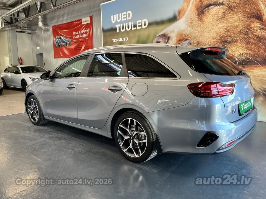 Grey Kia Ceed 2022 in Tallinn, with an engine capacity of 1.60 L and mileage of 93 thousand km for 16500 €, photo 4 on AUTOMOTO.COM.LV