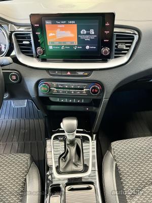Grey Kia Ceed 2022 in Tallinn, with an engine capacity of 1.60 L and mileage of 93 thousand km for 16500 €, photo 16 on AUTOMOTO.COM.LV