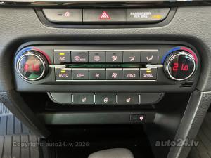 Grey Kia Ceed 2022 in Tallinn, with an engine capacity of 1.60 L and mileage of 93 thousand km for 16500 €, photo 18 on AUTOMOTO.COM.LV