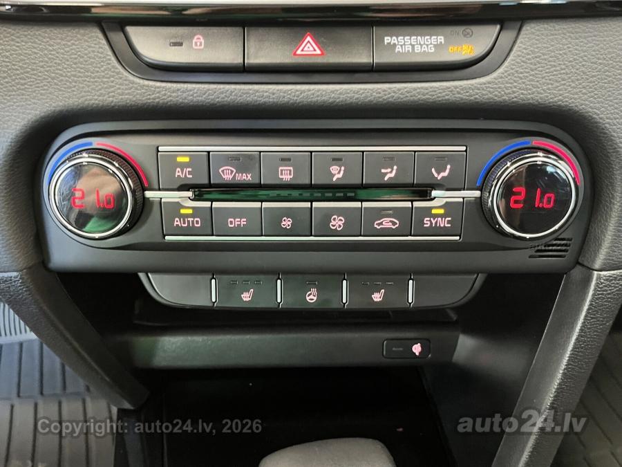 Grey Kia Ceed 2022 in Tallinn, with an engine capacity of 1.60 L and mileage of 93 thousand km for 16500 €, photo 18 on AUTOMOTO.COM.LV