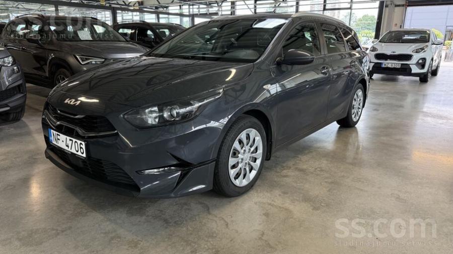 Grey Kia Ceed 2022 in Riga, with an engine capacity of 1.00 L and mileage of 126 thousand km for 10900 €, photo 1 on AUTOMOTO.COM.LV