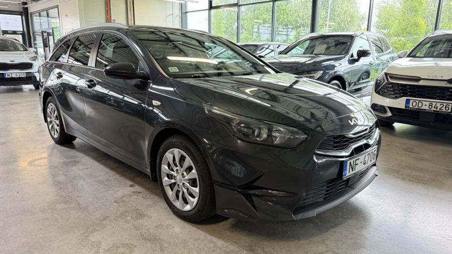 Grey Kia Ceed 2022 in Riga, with an engine capacity of 1.00 L and mileage of 126 thousand km for 1090000 €, photo 6 on AUTOMOTO.COM.LV