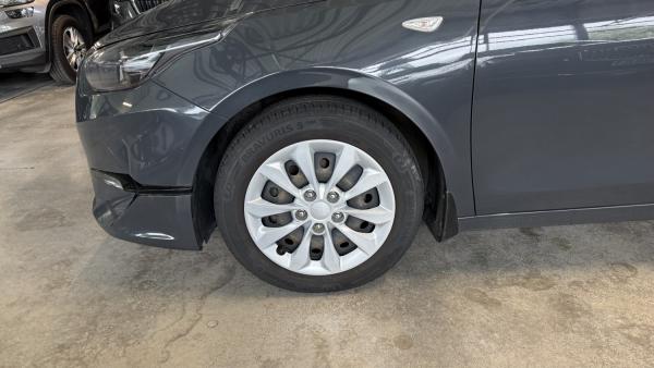 Pelēks Kia Ceed 2022 Rīga, ar dzinēja tilpumu 1.00 L un nobraukumu 126 tūkst. km par 1090000 €, foto 6 vietnē AUTOMOTO.COM.LV
