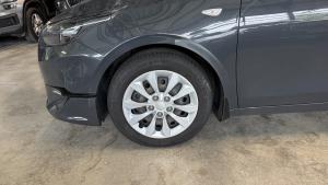 Grey Kia Ceed 2022 in Riga, with an engine capacity of 1.00 L and mileage of 126 thousand km for 1090000 €, photo 7 on AUTOMOTO.COM.LV