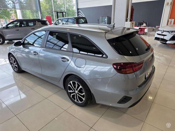 Pelēks Kia Ceed 2022 Kauņa, ar dzinēja tilpumu 1.50 L un nobraukumu 100 tūkst. km par 15500 €, foto 3 vietnē AUTOMOTO.COM.LV