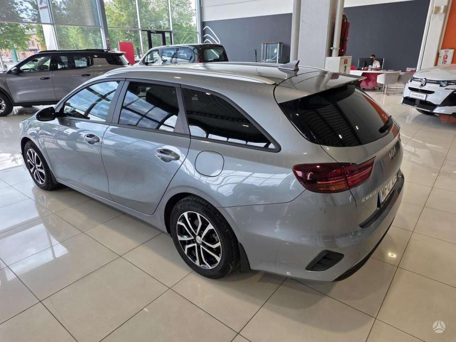 Pelēks Kia Ceed 2022 Kauņa, ar dzinēja tilpumu 1.50 L un nobraukumu 100 tūkst. km par 15500 €, foto 4 vietnē AUTOMOTO.COM.LV