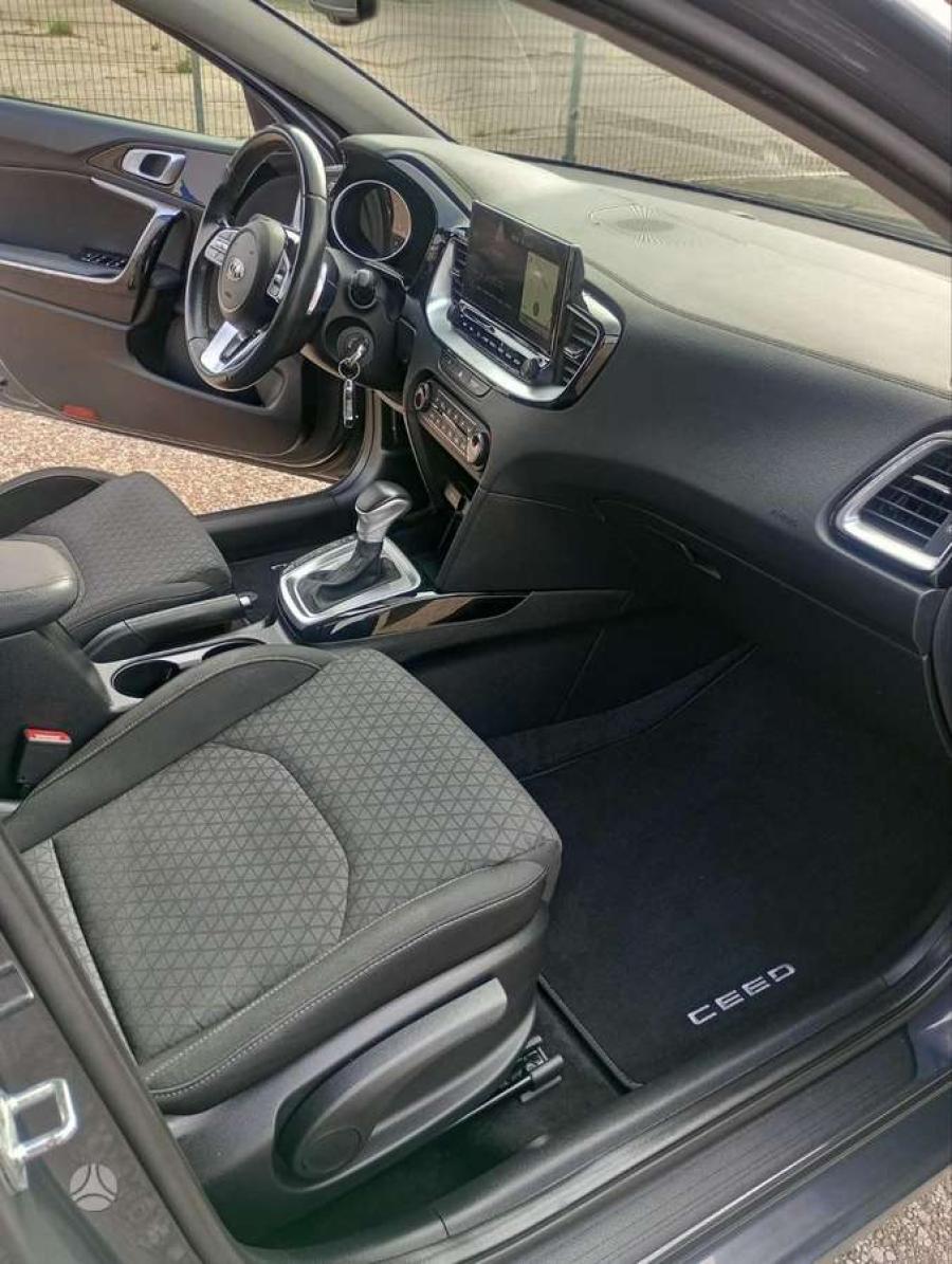 Pelēks Kia Ceed 2022 Kauņa, ar dzinēja tilpumu 1.60 L un nobraukumu 192 tūkst. km par 9709 €, foto 13 vietnē AUTOMOTO.COM.LV