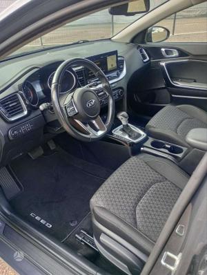 Pelēks Kia Ceed 2022 Kauņa, ar dzinēja tilpumu 1.60 L un nobraukumu 192 tūkst. km par 9709 €, foto 14 vietnē AUTOMOTO.COM.LV