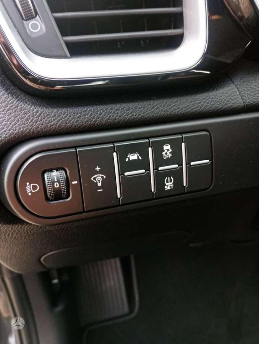 Pelēks Kia Ceed 2022 Kauņa, ar dzinēja tilpumu 1.60 L un nobraukumu 192 tūkst. km par 9709 €, foto 17 vietnē AUTOMOTO.COM.LV