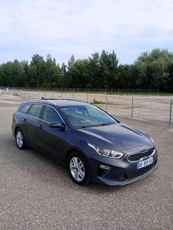 Pelēks Kia Ceed 2022 Kauņa, ar dzinēja tilpumu 1.60 L un nobraukumu 192 tūkst. km par 9709 €, foto 1 vietnē AUTOMOTO.COM.LV