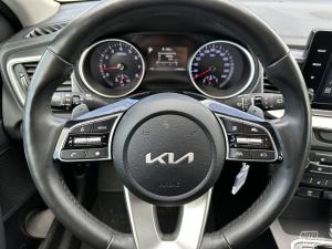 Pelēks Kia Ceed 2023 Avižieniai, ar dzinēja tilpumu 1.50 L un nobraukumu 115 tūkst. km par 16950 €, foto 7 vietnē AUTOMOTO.COM.LV