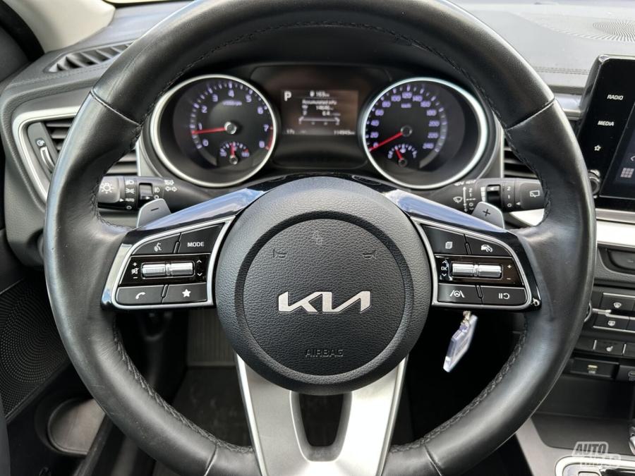 Pelēks Kia Ceed 2023 Avižieniai, ar dzinēja tilpumu 1.50 L un nobraukumu 115 tūkst. km par 16950 €, foto 7 vietnē AUTOMOTO.COM.LV
