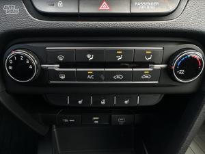 Pelēks Kia Ceed 2023 Avižieniai, ar dzinēja tilpumu 1.50 L un nobraukumu 115 tūkst. km par 16950 €, foto 17 vietnē AUTOMOTO.COM.LV