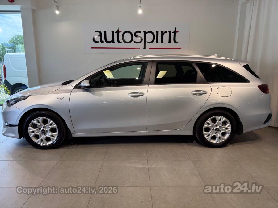 Pelēks Kia Ceed 2023 Tallina, ar dzinēja tilpumu 1.50 L un nobraukumu 45 tūkst. km par 19990 €, foto 4 vietnē AUTOMOTO.COM.LV