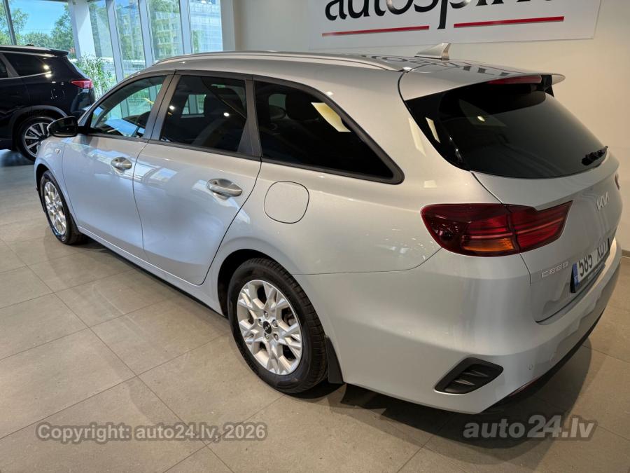 Pelēks Kia Ceed 2023 Tallina, ar dzinēja tilpumu 1.50 L un nobraukumu 45 tūkst. km par 19990 €, foto 6 vietnē AUTOMOTO.COM.LV