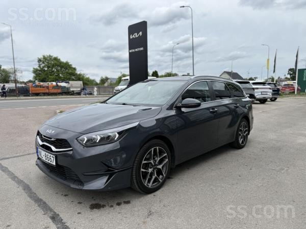 Pelēks Kia Ceed 2023 Jelgava, ar dzinēja tilpumu 1.50 L un nobraukumu 67 tūkst. km par 14900 €, foto 1 vietnē AUTOMOTO.COM.LV