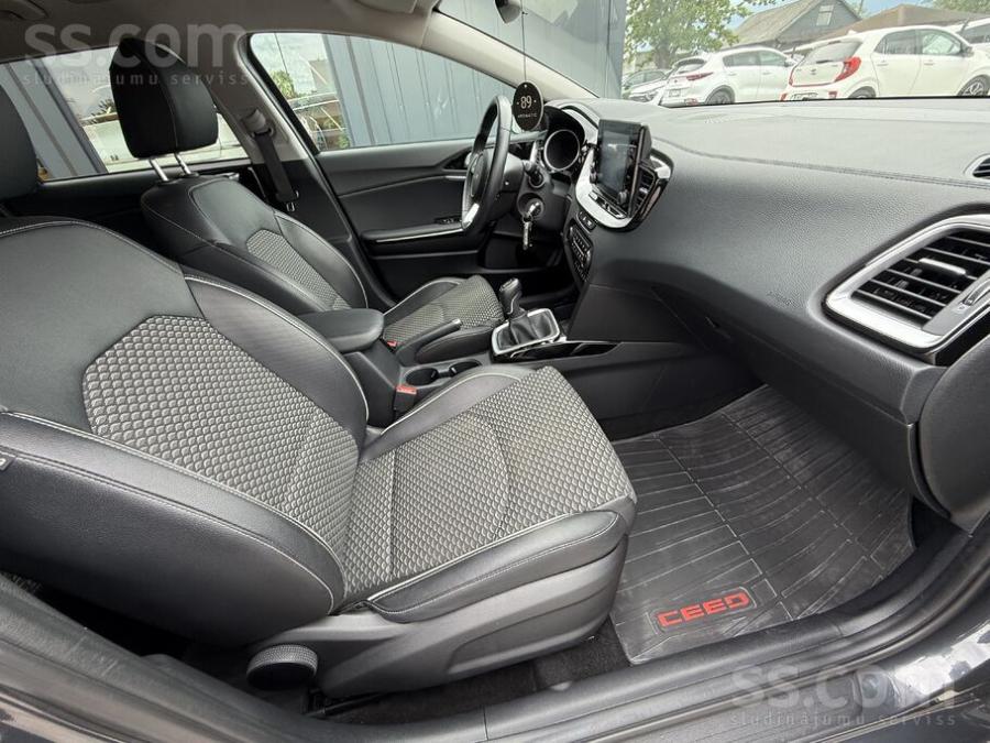 Pelēks Kia Ceed 2023 Jelgava, ar dzinēja tilpumu 1.50 L un nobraukumu 67 tūkst. km par 14900 €, foto 15 vietnē AUTOMOTO.COM.LV