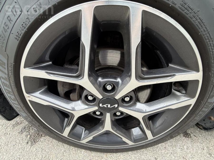 Pelēks Kia Ceed 2023 Jelgava, ar dzinēja tilpumu 1.50 L un nobraukumu 67 tūkst. km par 14900 €, foto 25 vietnē AUTOMOTO.COM.LV