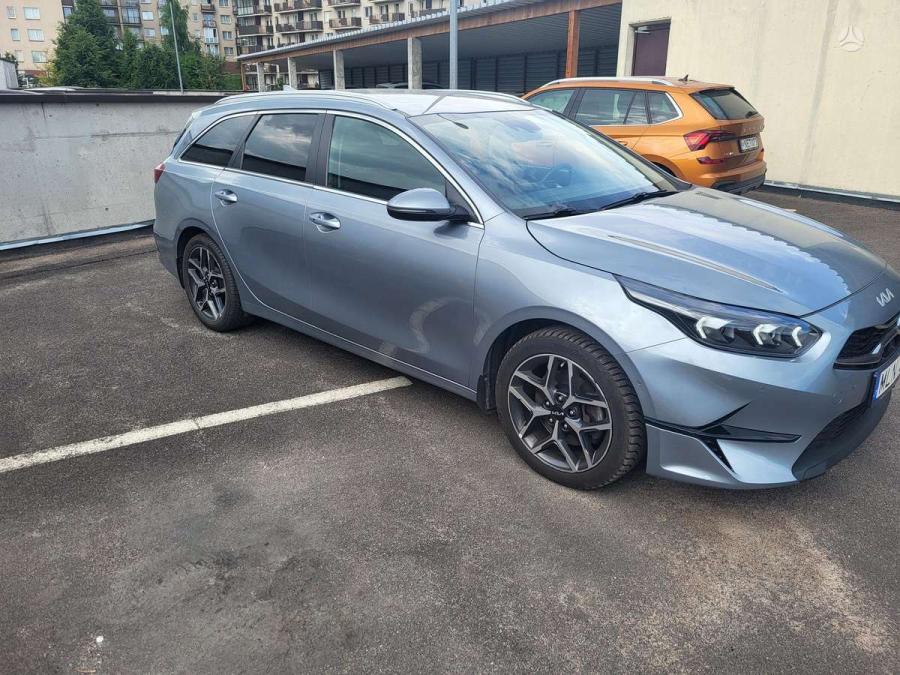 Pelēks Kia Ceed 2023 Viļņa, ar dzinēja tilpumu 1.50 L un nobraukumu 46 tūkst. km par 22400 €, foto 4 vietnē AUTOMOTO.COM.LV