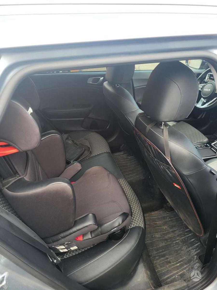 Pelēks Kia Ceed 2023 Viļņa, ar dzinēja tilpumu 1.50 L un nobraukumu 46 tūkst. km par 22400 €, foto 14 vietnē AUTOMOTO.COM.LV