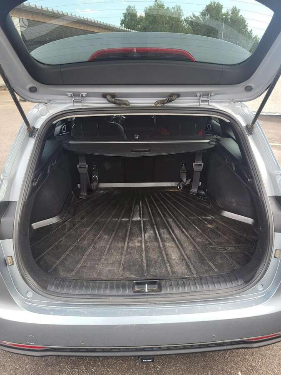 Pelēks Kia Ceed 2023 Viļņa, ar dzinēja tilpumu 1.50 L un nobraukumu 46 tūkst. km par 22400 €, foto 15 vietnē AUTOMOTO.COM.LV