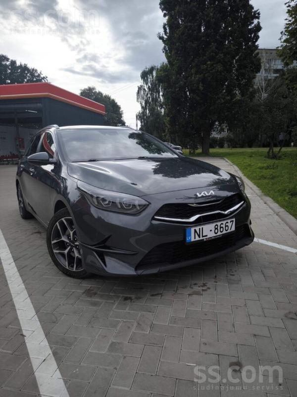 Pelēks Kia Ceed 2023 Rīga, ar dzinēja tilpumu 1.50 L un nobraukumu 66 tūkst. km par 15500 €, foto 1 vietnē AUTOMOTO.COM.LV